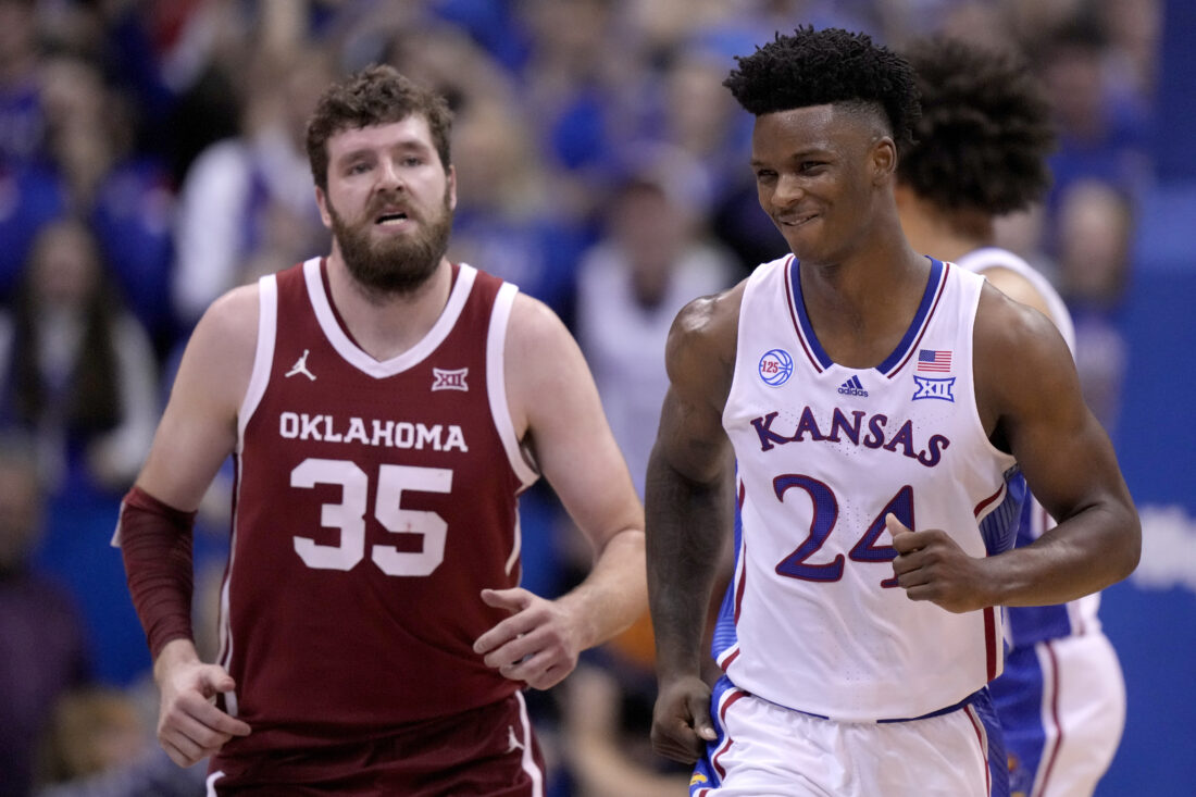 A detailed look at the frantic final 5 minutes and how No. 2 Kansas ...